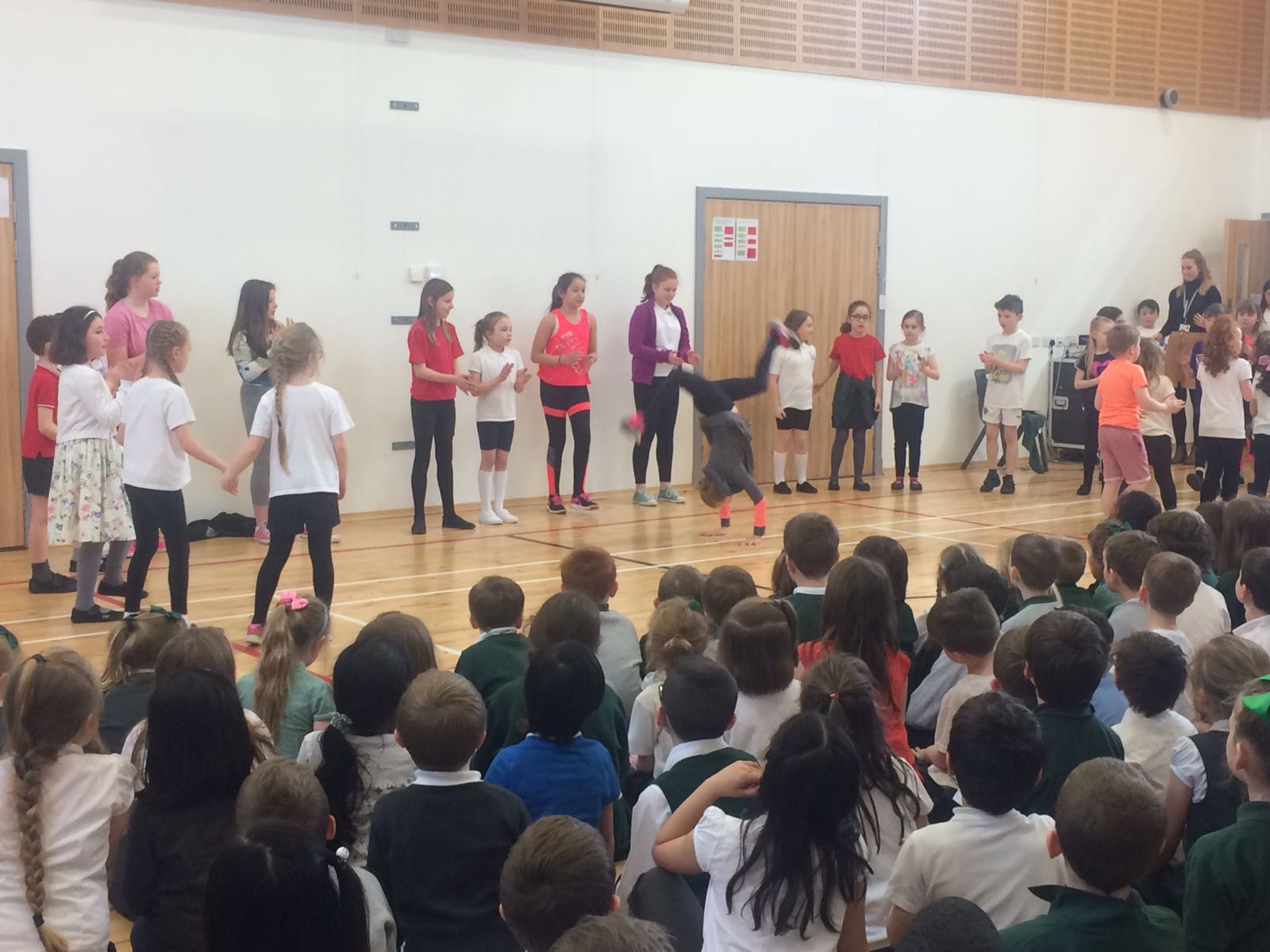 DDVQ8054[1] – East Craigs Primary School